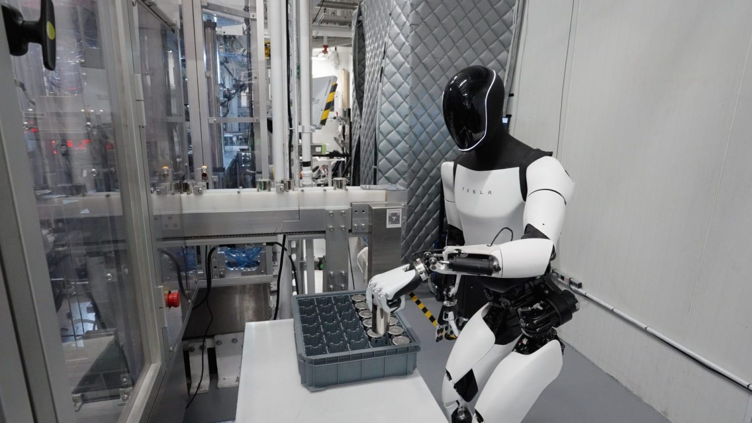 Tesla Optimus robotları 2027 yılında son tüketiciyle buluşacak ...